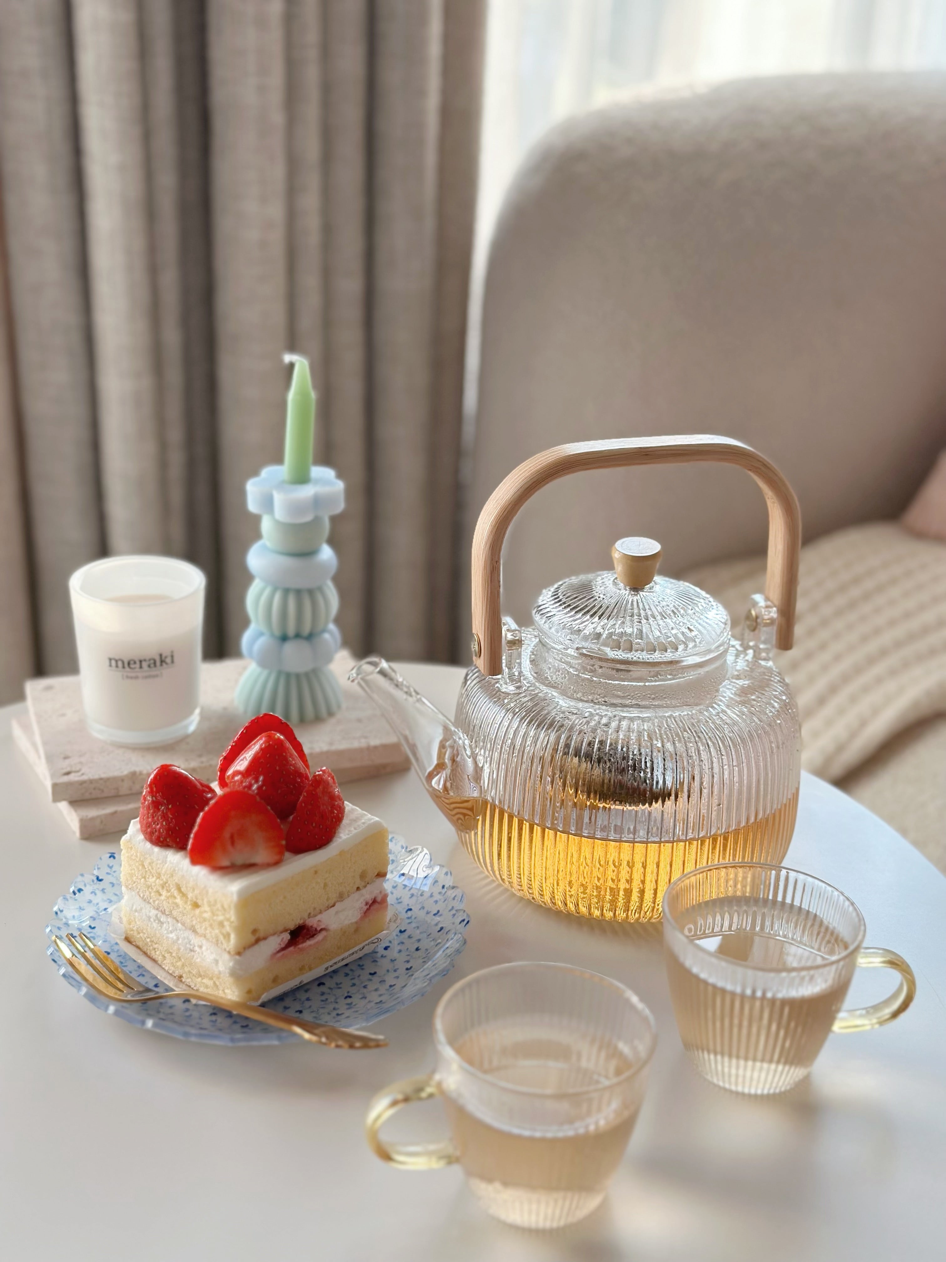 Luna Tea Time – 3LittlePicks