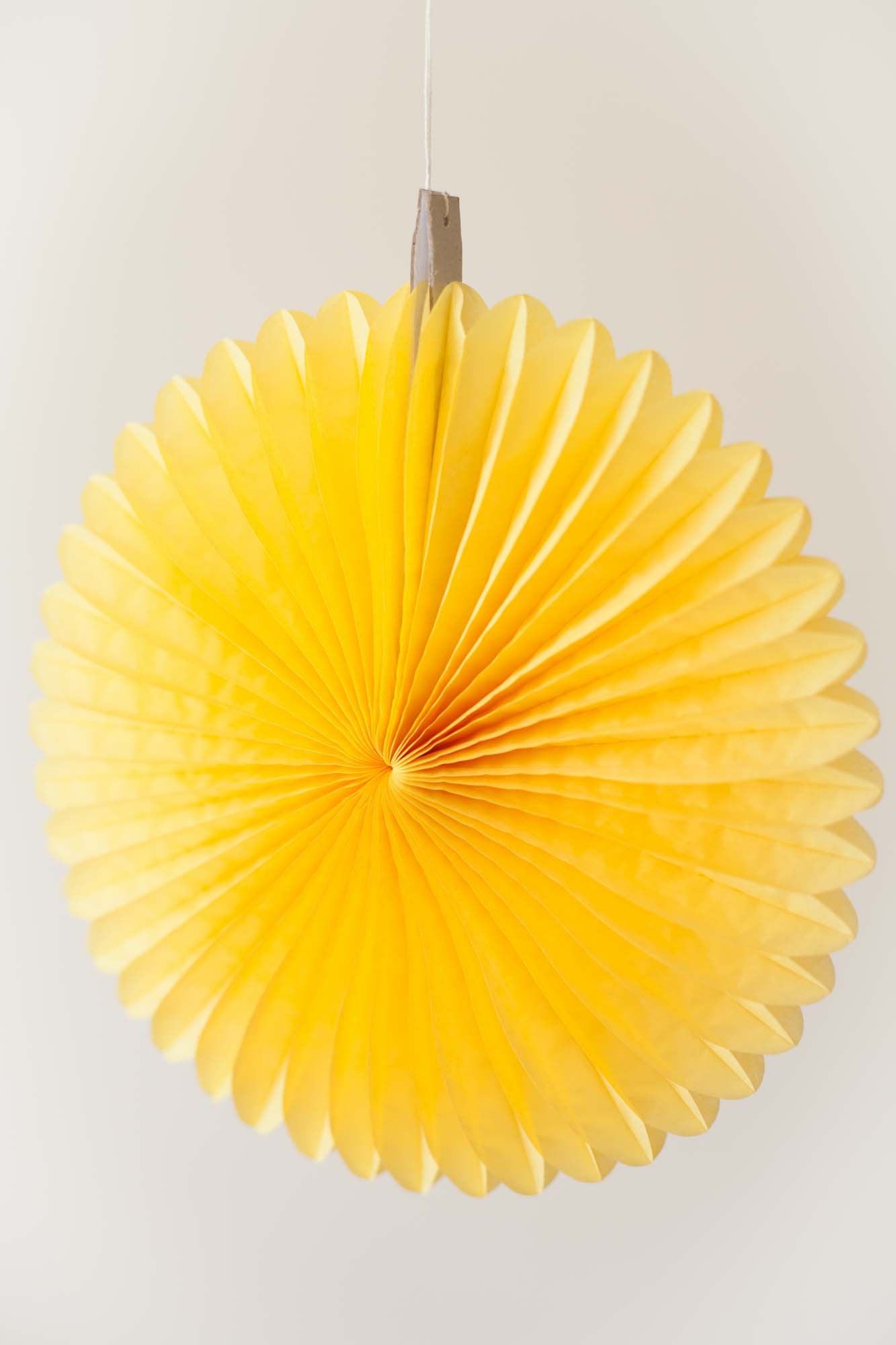 Paper Wheel Fan 30cm – 3LittlePicks